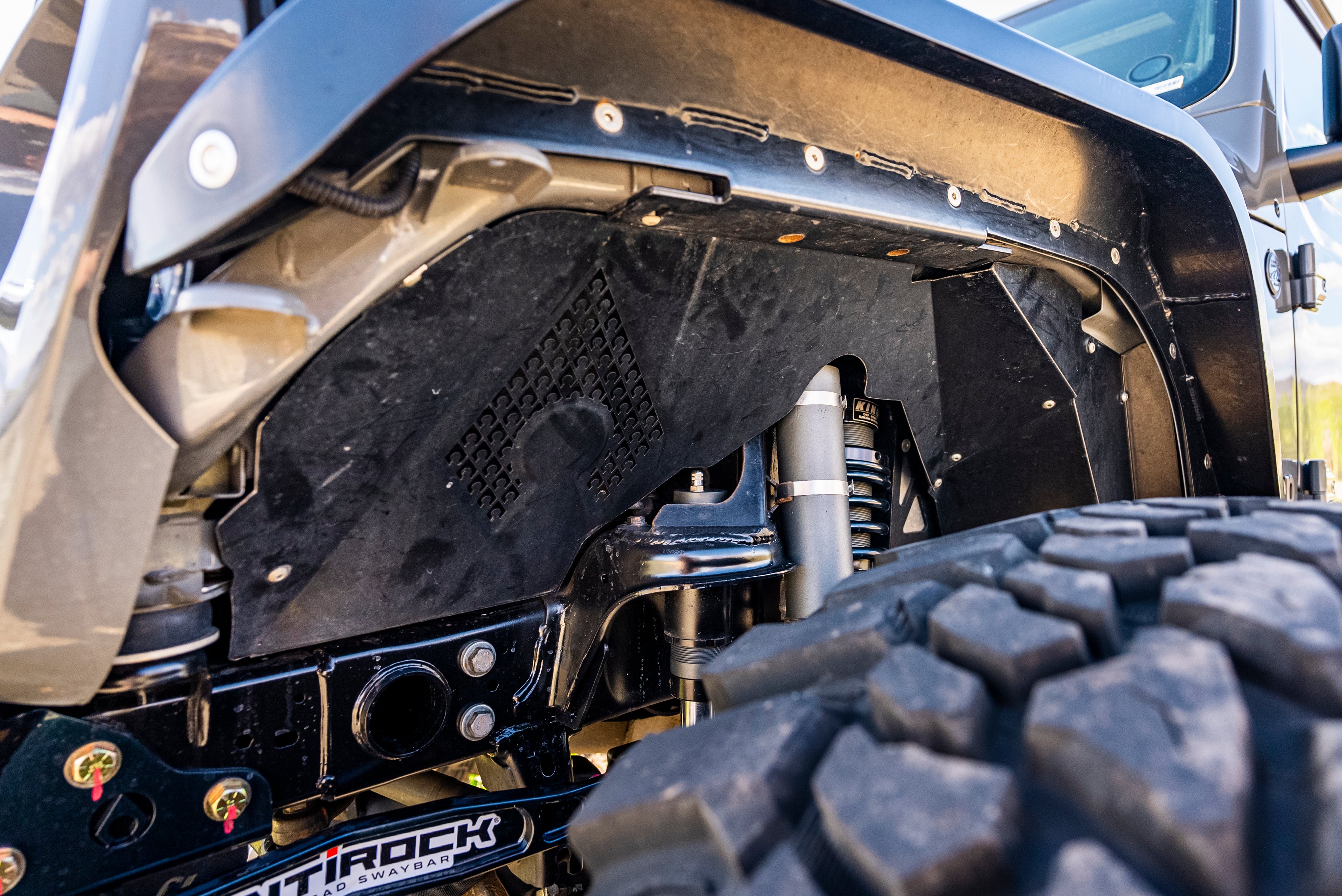 JL / JT Front Inner Fenders - All Engines - Vented– Artec Industries