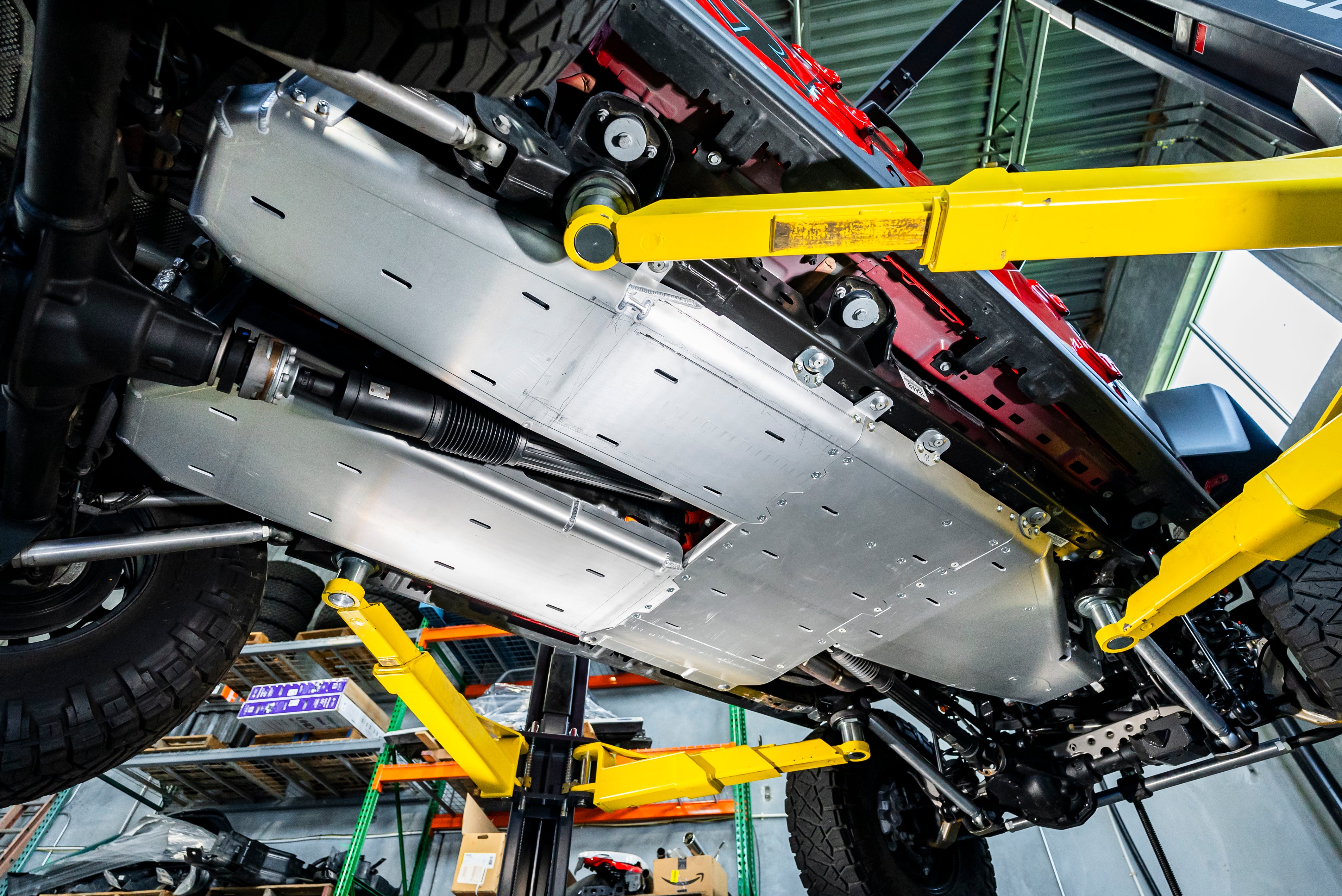 JLU 4XE BELLYPAN SKID With POWER PACK & EXHAUST SKIDs– Artec Industries